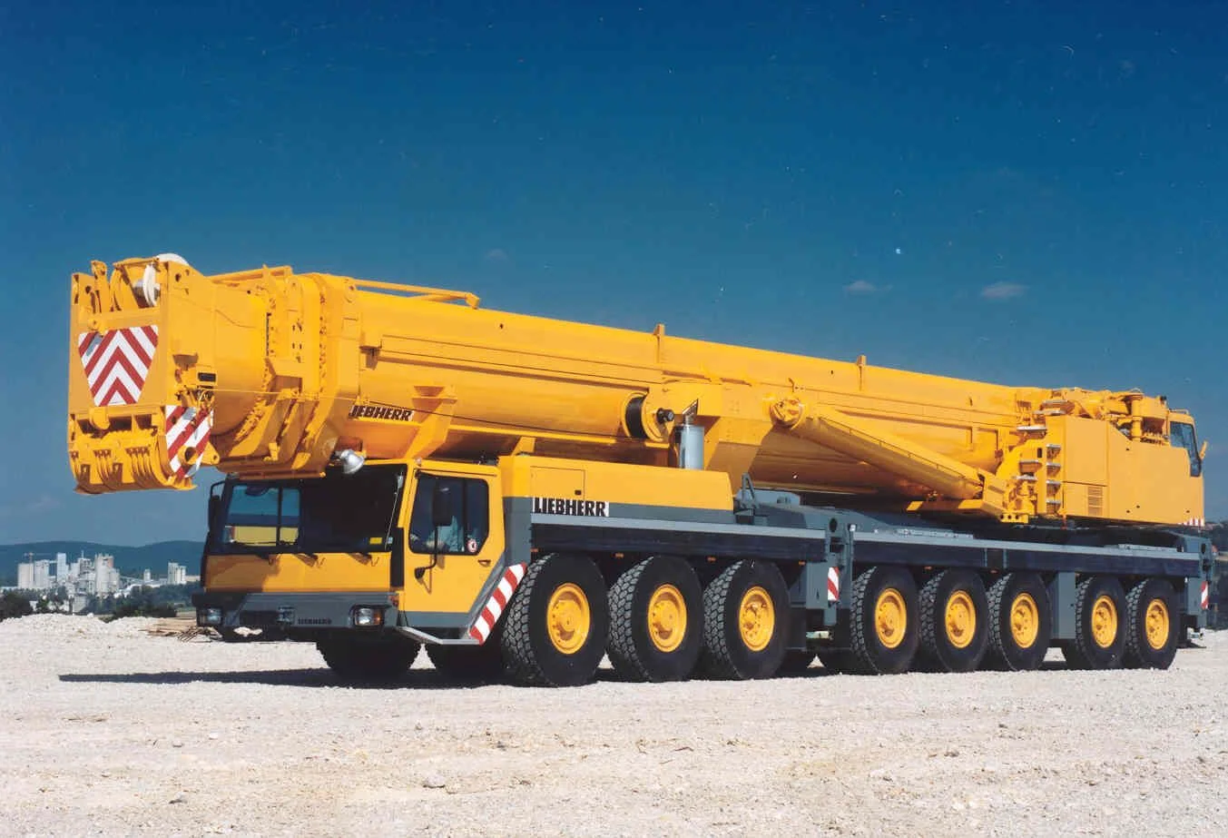 Mobile Crane for Rent | Khan Crane Rental Services